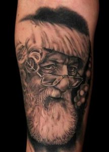 30 Amazing Christmas Tattoos With Meanings - Body Art Guru