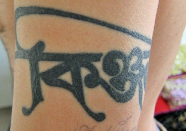 20 Amazing Bengali Tattoo Designs - Body Art Guru