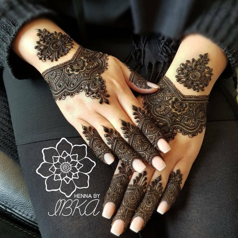 70+ Simple Mehndi Designs For Hands - Body Art Guru