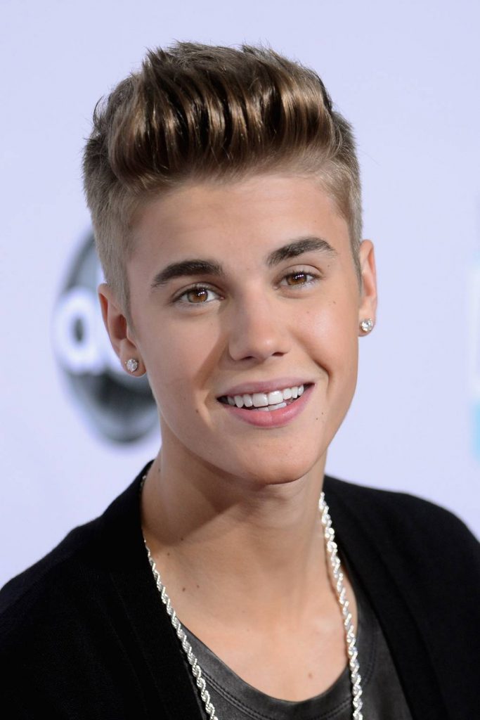 60+ Celebrities With Ear Piercings - Body Art Guru