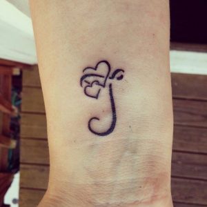 55 Amazing T Letter Tattoo Designs and Ideas - Body Art Guru