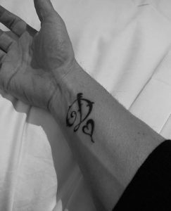 50+ Amazing D Letter Tattoo Designs and Ideas - Body Art Guru