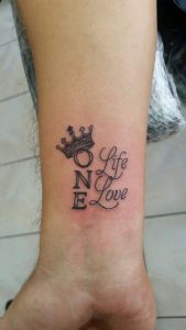 15 Amazing O Letter Tattoo Designs and Ideas - Body Art Guru