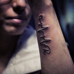 70+ Amazing R Letter Tattoo Designs and Ideas - Body Art Guru