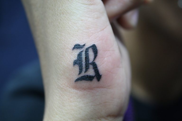 70+ Amazing R Letter Tattoo Designs and Ideas - Body Art Guru
