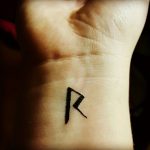 70+ Amazing R Letter Tattoo Designs and Ideas - Body Art Guru