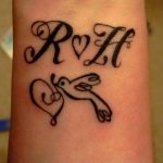 70+ Amazing R Letter Tattoo Designs and Ideas - Body Art Guru