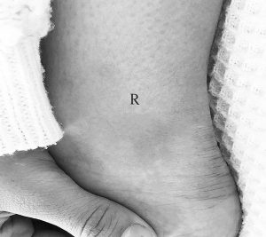 70+ Amazing R Letter Tattoo Designs and Ideas - Body Art Guru