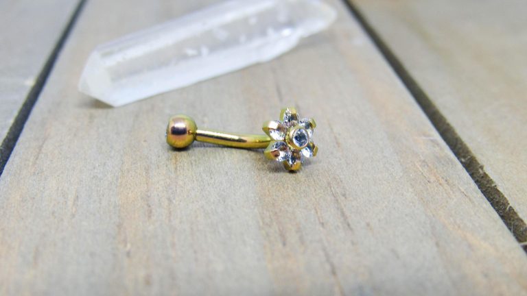 76 Awesome Floating Navel Piercing – Body Art Guru