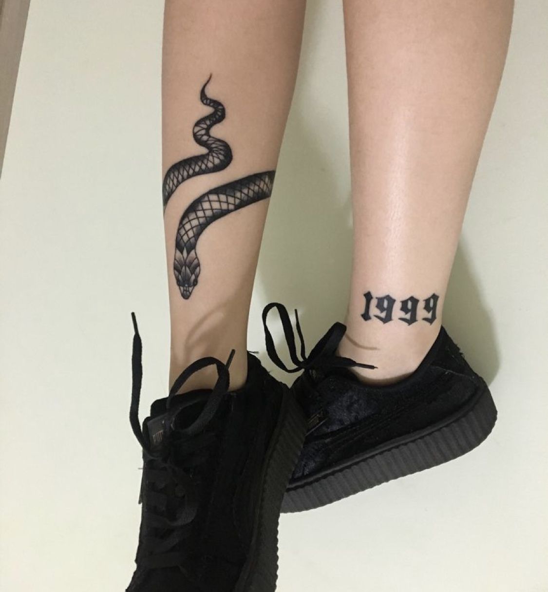 24 Est 1999 Tattoo Designs LynseyAdaline