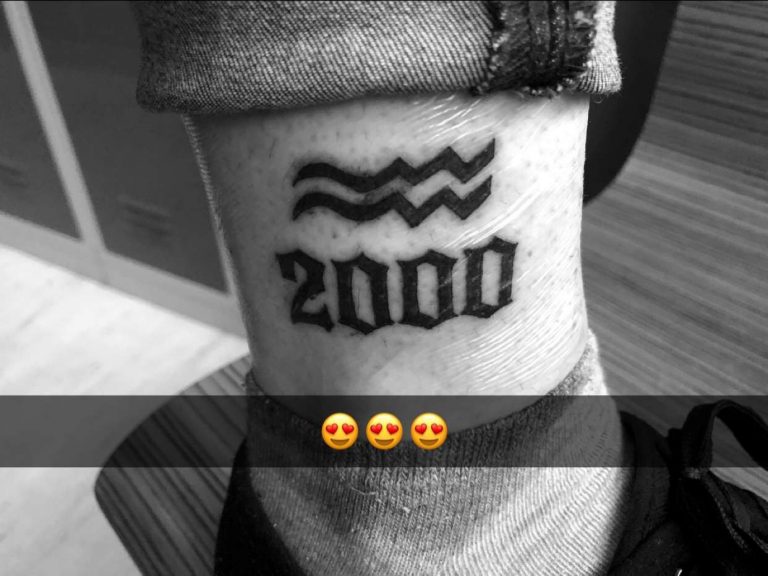 10 Amazing "2000" Tattoo Designs with Celebrities - Body Art Guru