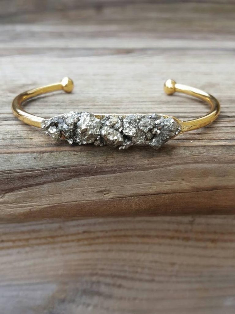 30 Beautiful Pyrite Bracelets - Body Art Guru