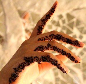 58 Amazing Western Mehndi Designs - Body Art Guru