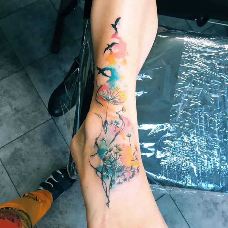 131 Vibrant Dandelion Tattoo Ideas with Meanings and Celebrities - Body ...