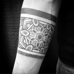 161 Minimalistic Armband Tattoo Ideas with Meanings - Body Art Guru