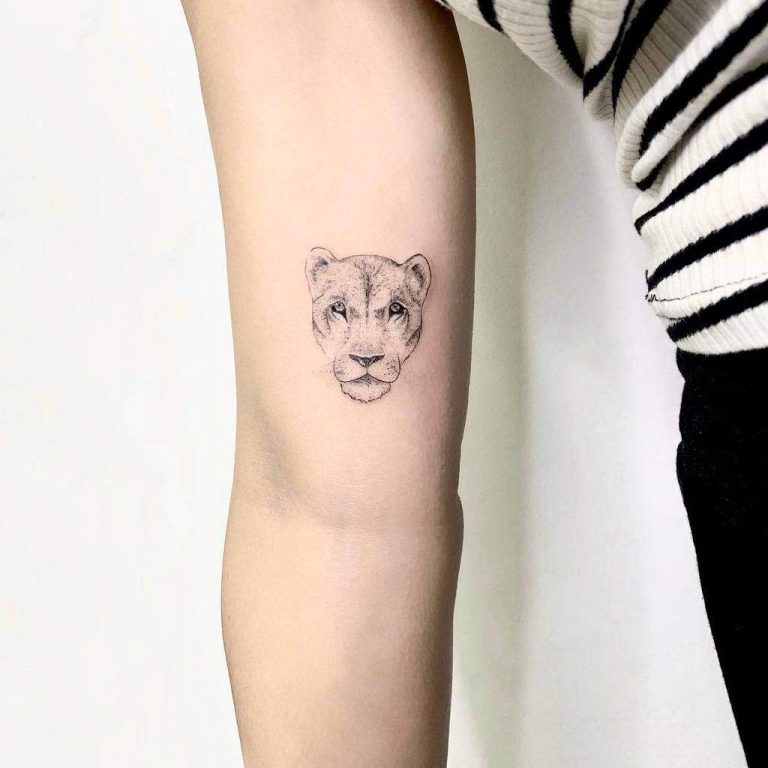 63 Delicate Single Needle Tattoo Ideas with Meanings - Body Art Guru