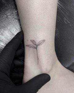 63 Delicate Single Needle Tattoo Ideas with Meanings - Body Art Guru