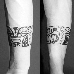 161 Minimalistic Armband Tattoo Ideas with Meanings - Body Art Guru