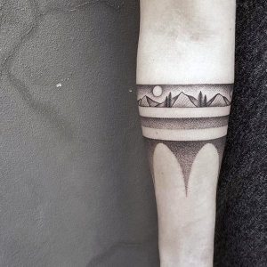 161 Minimalistic Armband Tattoo Ideas with Meanings - Body Art Guru