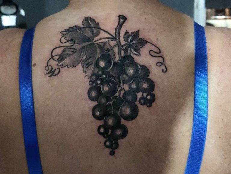 45+ Amazing Grapes Tattoos Designs with Meanings, Ideas, and ...