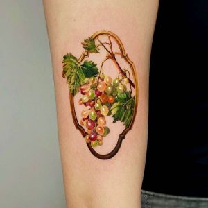 45+ Amazing Grapes Tattoos Designs with Meanings, Ideas, and ...