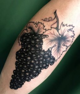 45+ Amazing Grapes Tattoos Designs with Meanings, Ideas, and ...