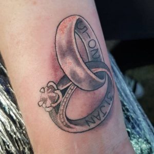 50+ Amazing Ring Tattoos Designs with Meanings, Ideas, and Celebrities ...