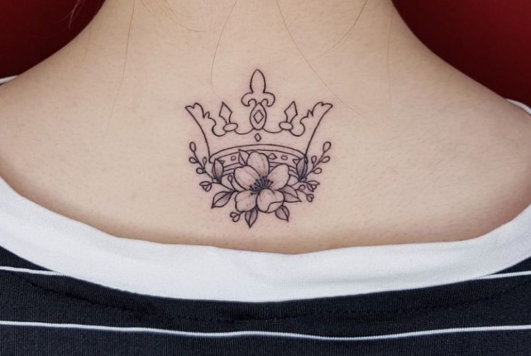 70+ Amazing Crown Tattoos Designs with Meanings, Ideas, and Celebrities ...