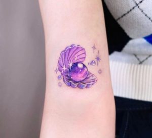 50+ Amazing Pearl Tattoos Designs with Meanings, Ideas, and Celebrities ...