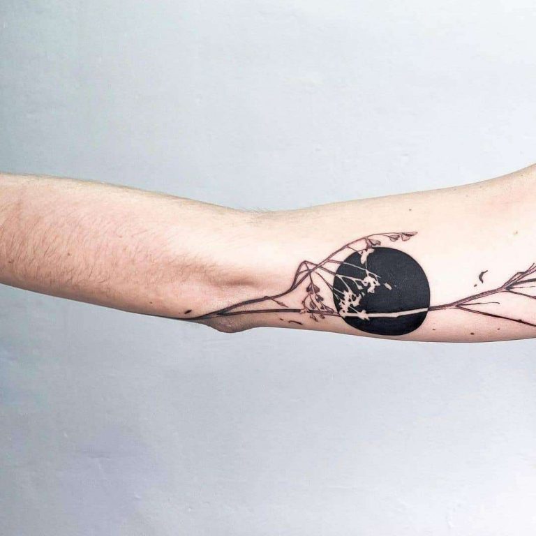 50+ Best Circle Tattoo Design with Ideas and Meanings - Body Art Guru