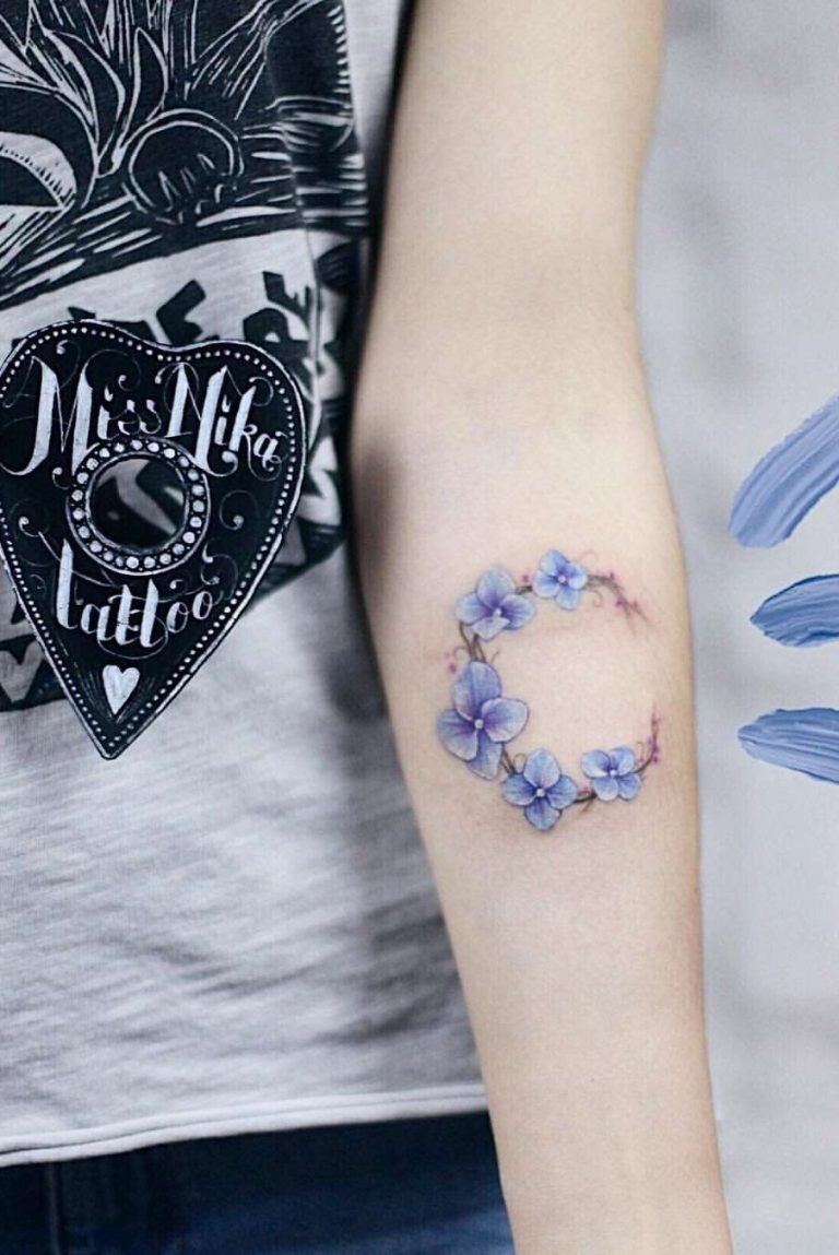 20+ Best Hydrangea Tattoo Designs with Ideas and Meanings - Body Art Guru