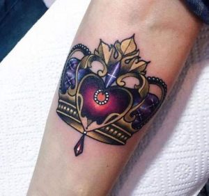 25+ Amazing Queen Tattoo with Meaning and Ideas - Body Art Guru