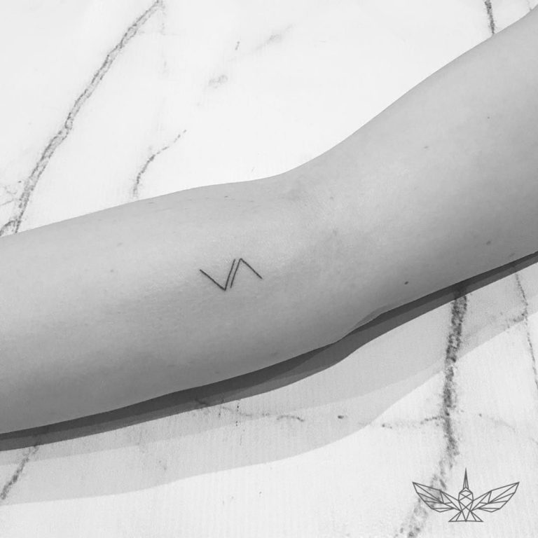 51 Micro Tattoo Designs with Meanings and Ideas - Body Art Guru