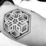 201 Top Geometric Tattoo Designs with Ideas and Meanings - Body Art Guru