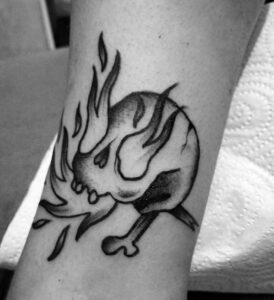 49 Awesome Flaming Skull Tattoo Designs with Meanings and Ideas - Body ...