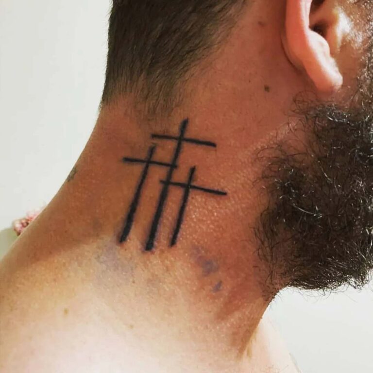 50+ Spiritual 3 Cross Tattoo Designs with Meanings and Ideas - Body Art ...